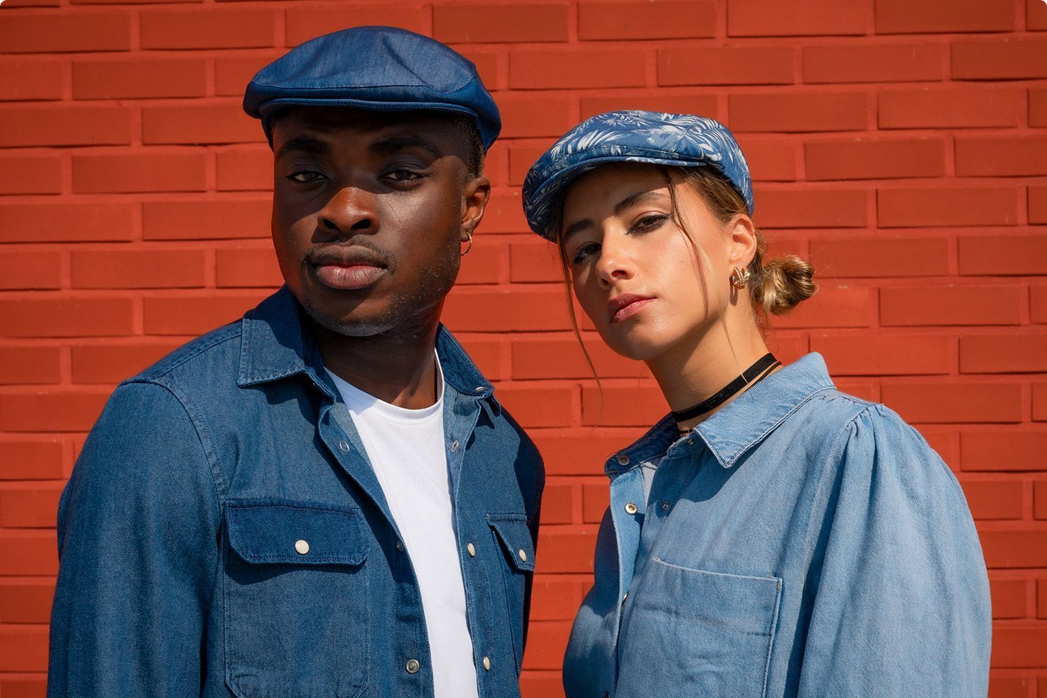 Stylish hats & caps in denim look | Huge selection